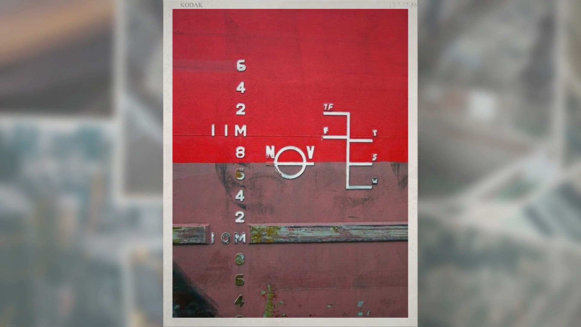 How to read the Plimsoll line of a ship and what to under...