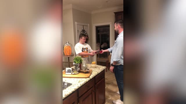 Blithe Christmas Boy Escape - Escape Fan