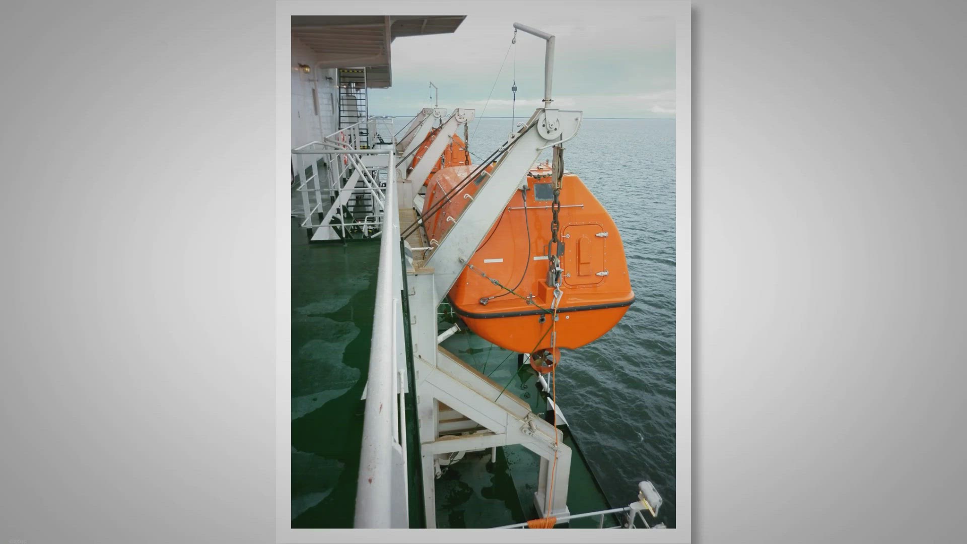 Marine emergency duties - Search and rescue patterns